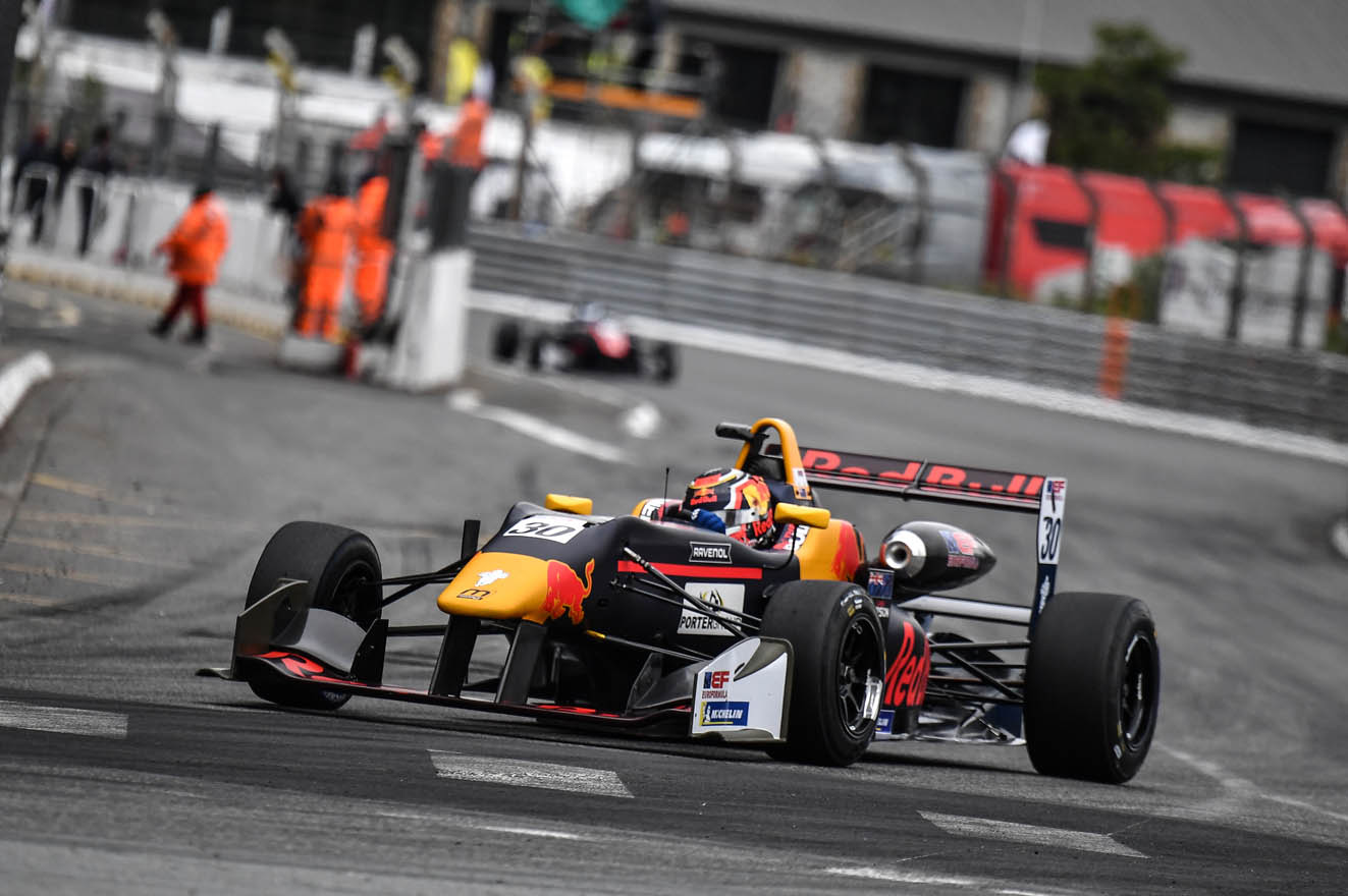 Lawson still leads Euroformula Open - 21st May | Turners